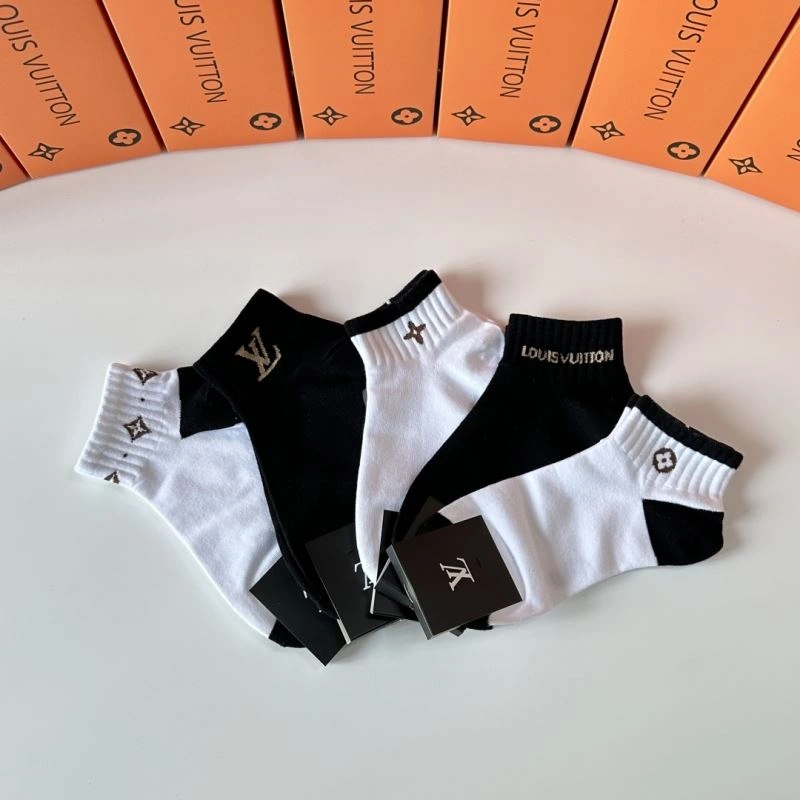 Discounted Louis Vuitton Socks