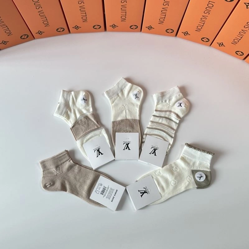 Economical Louis Vuitton Socks