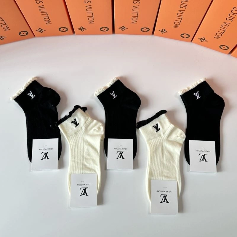 Reasonably priced Louis Vuitton Socks