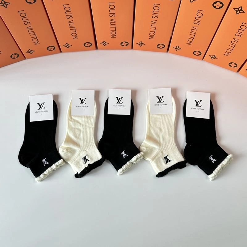 Reasonably priced Louis Vuitton Socks