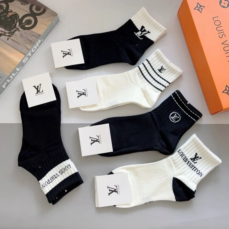 Discounted Louis Vuitton Socks
