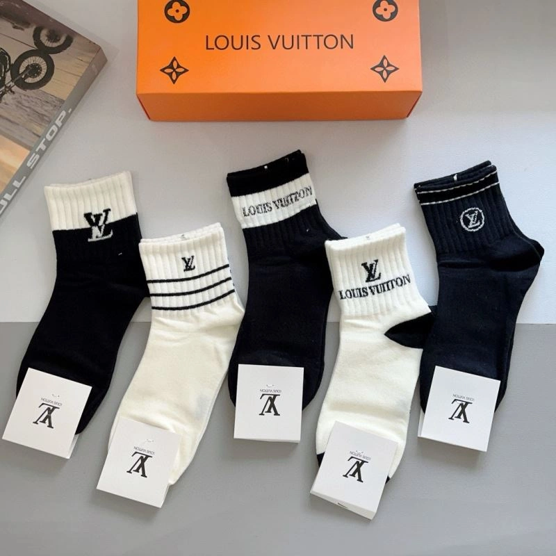 Discounted Louis Vuitton Socks