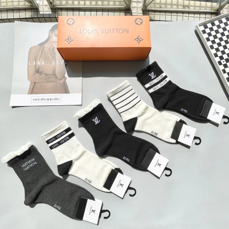 Economical Louis Vuitton Socks