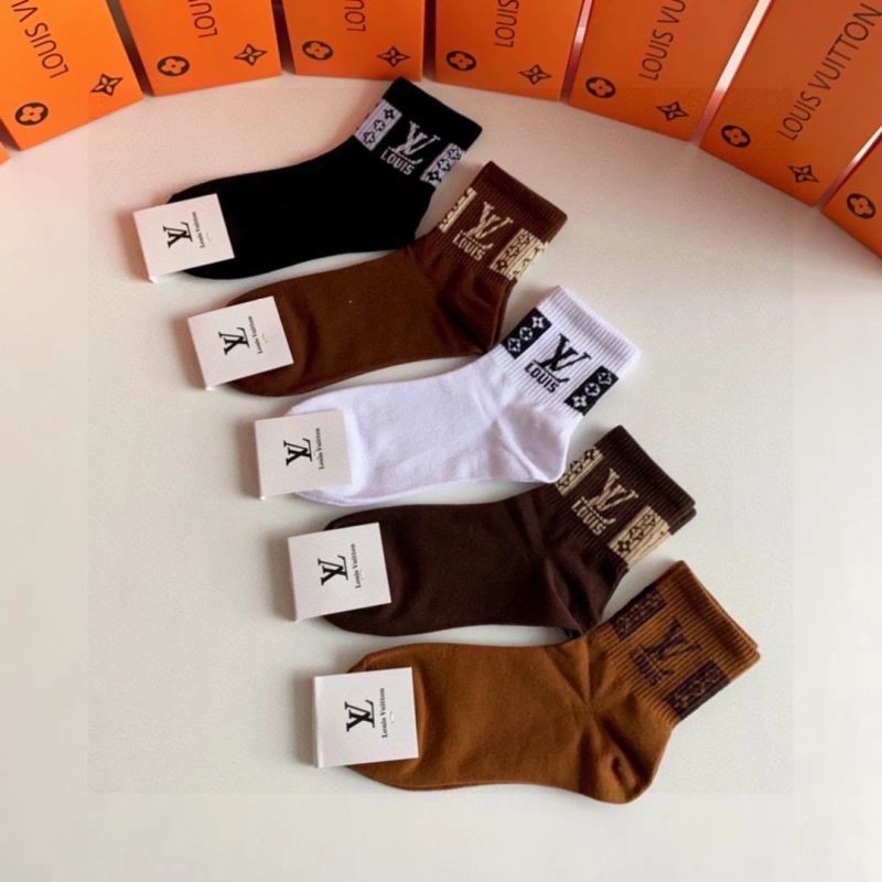 Inexpensive Louis Vuitton Socks