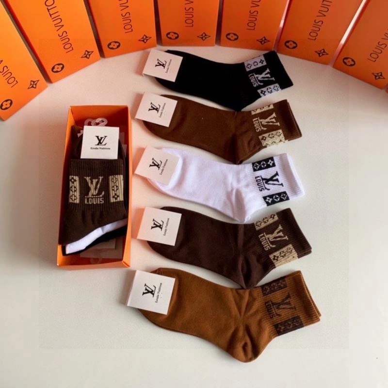 Inexpensive Louis Vuitton Socks