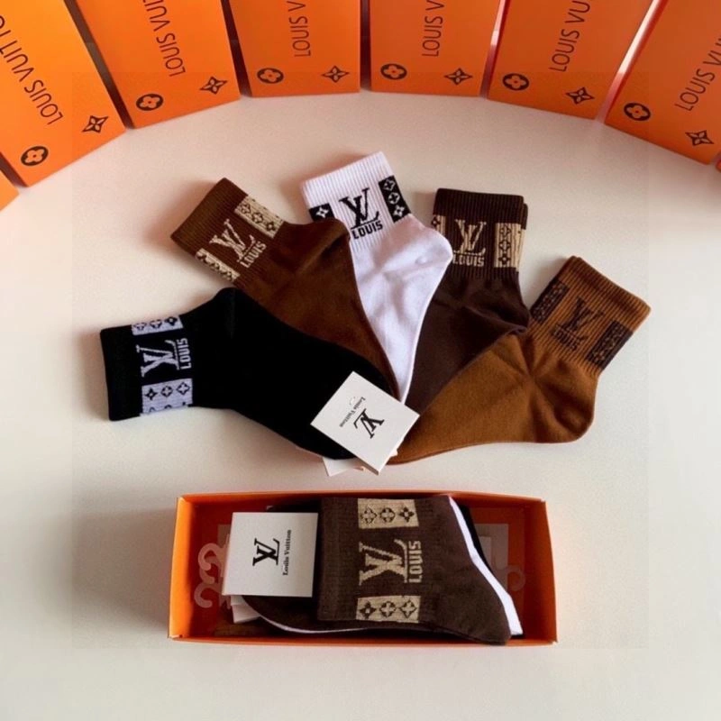 Inexpensive Louis Vuitton Socks