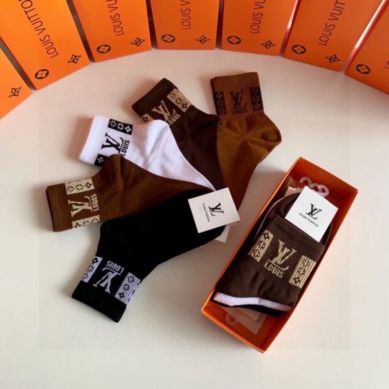 Inexpensive Louis Vuitton Socks