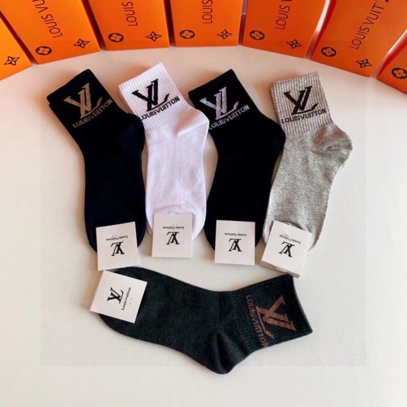 Inexpensive Louis Vuitton Socks