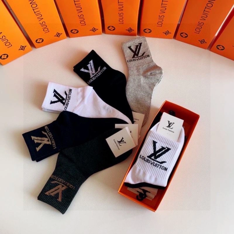 Inexpensive Louis Vuitton Socks
