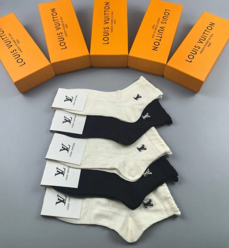 Exact replica Louis Vuitton Socks