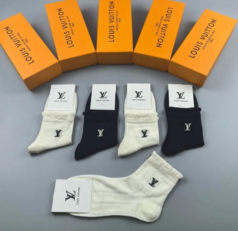Exact replica Louis Vuitton Socks