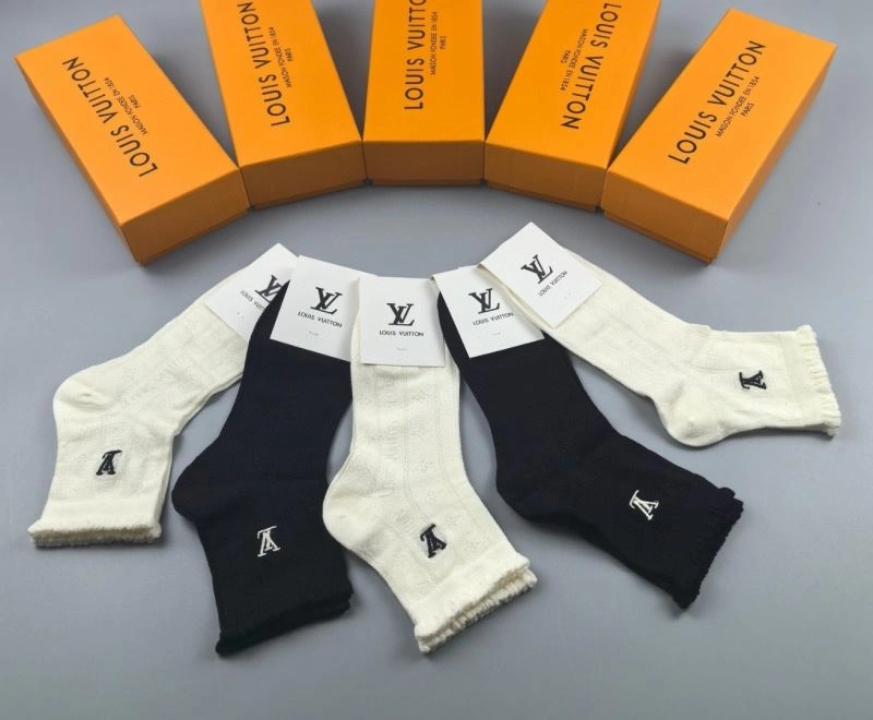 Exact replica Louis Vuitton Socks