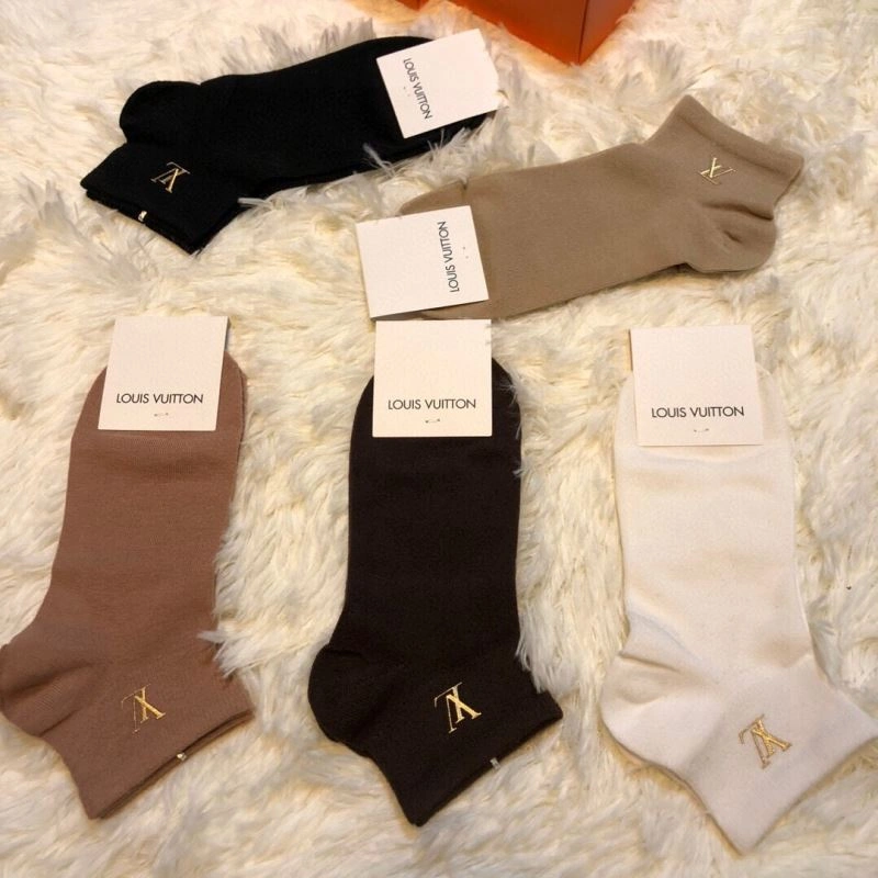 Precise copy Louis Vuitton Socks