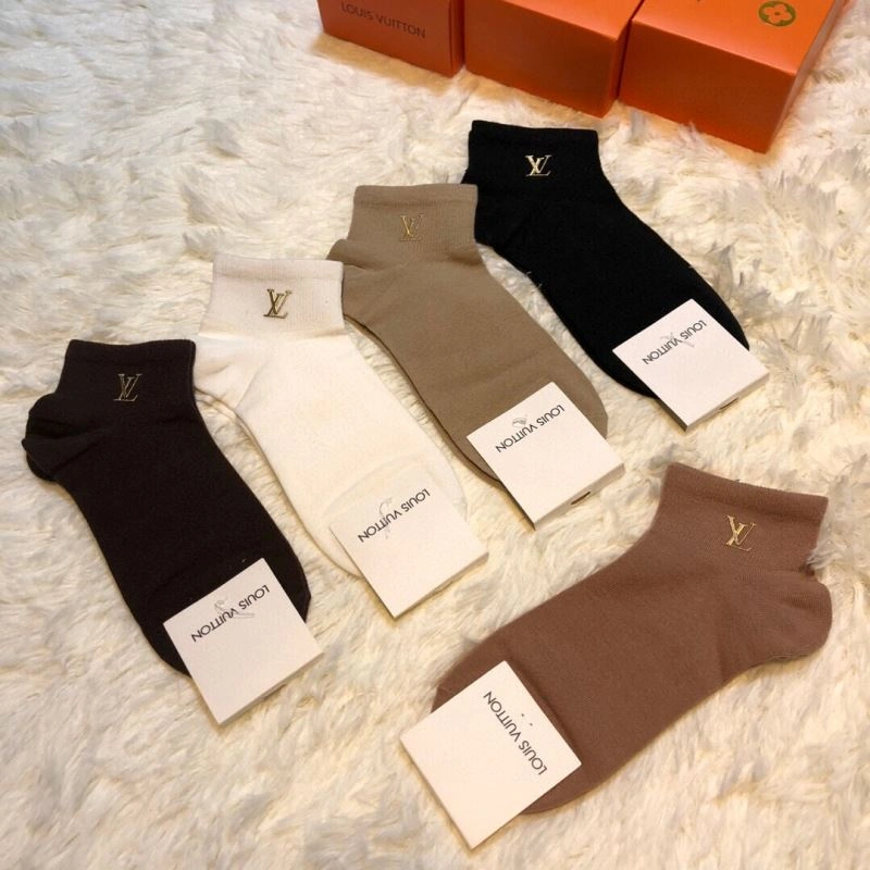 Precise copy Louis Vuitton Socks