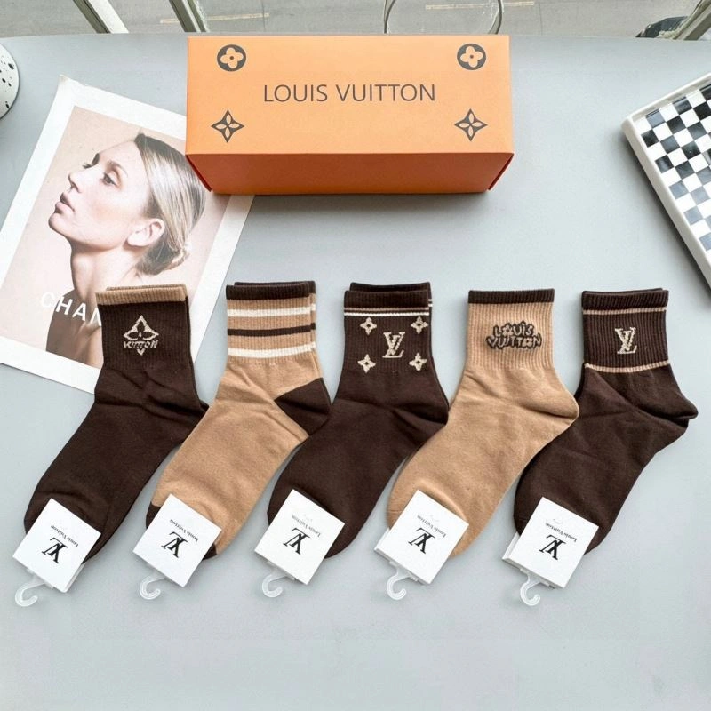 Affordable Louis Vuitton Socks