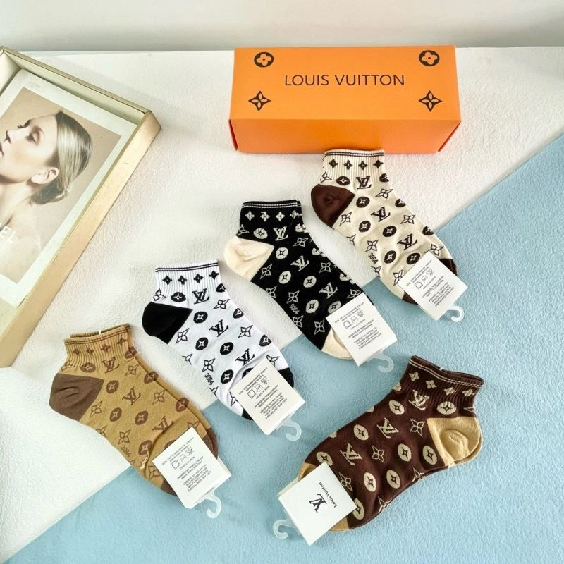 Economical Louis Vuitton Socks