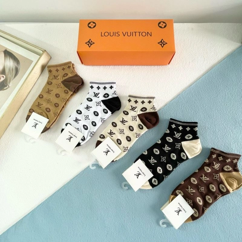Economical Louis Vuitton Socks