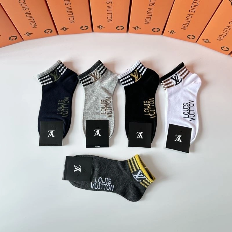 Affordable Louis Vuitton Socks