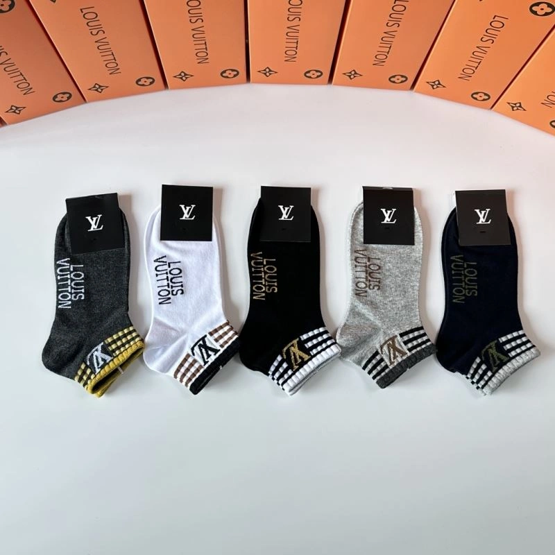 Affordable Louis Vuitton Socks