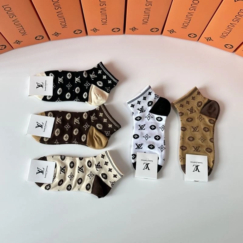 Affordable Louis Vuitton Socks