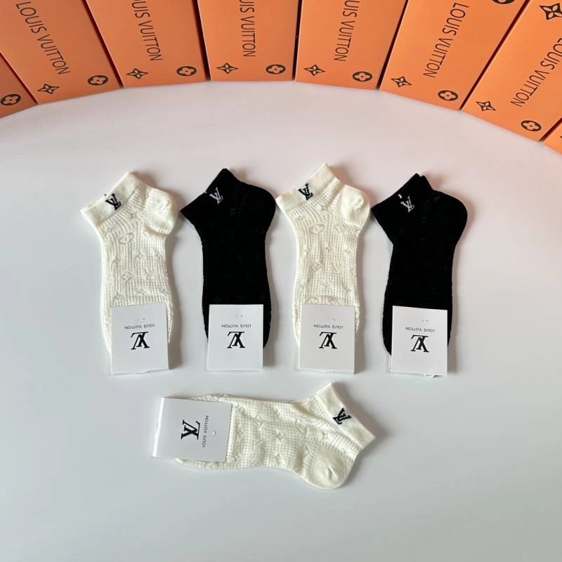 Precise copy Louis Vuitton Socks