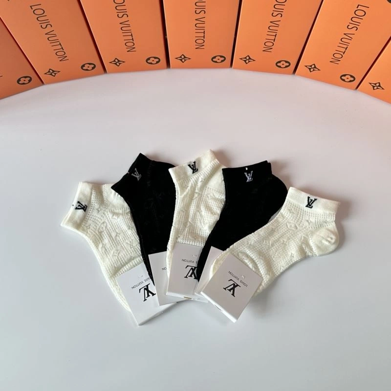 Precise copy Louis Vuitton Socks