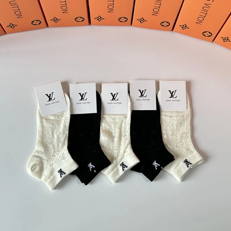 Precise copy Louis Vuitton Socks