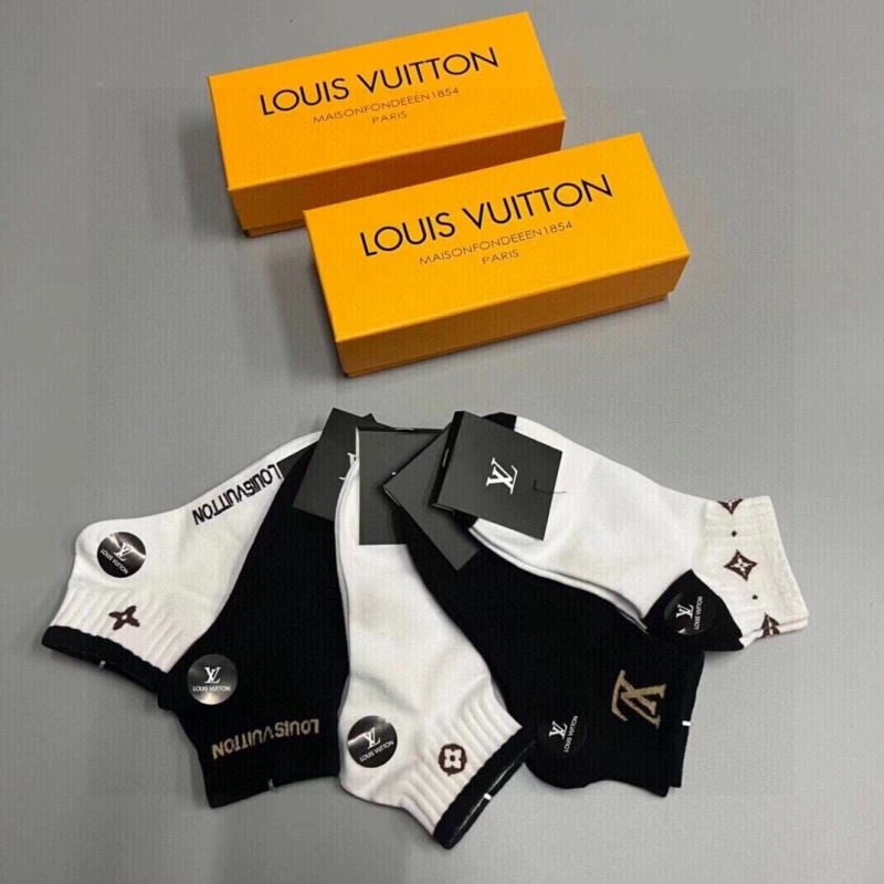 Precise copy Louis Vuitton Socks