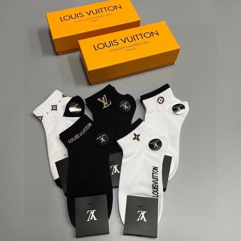 Precise copy Louis Vuitton Socks