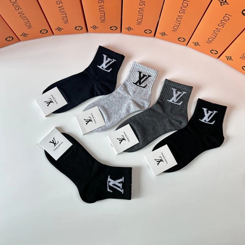 Mirror quality Louis Vuitton Socks