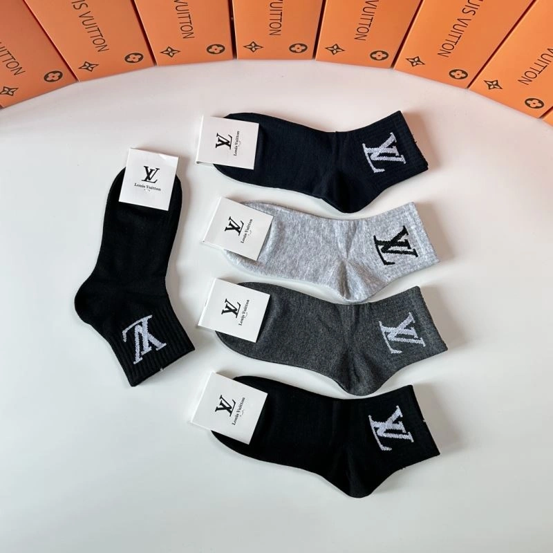Mirror quality Louis Vuitton Socks