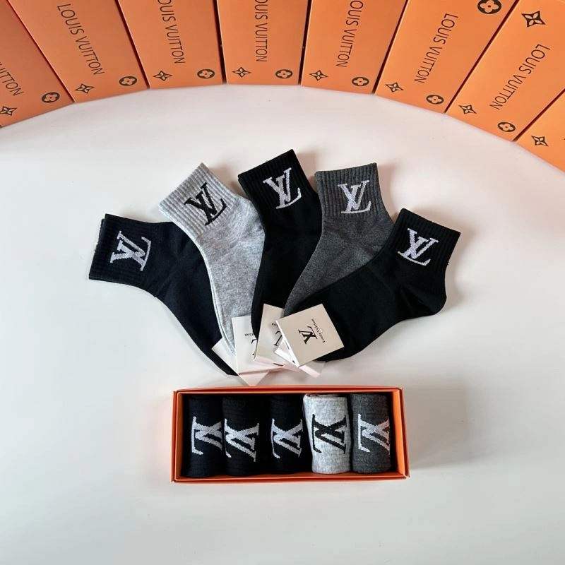 Mirror quality Louis Vuitton Socks