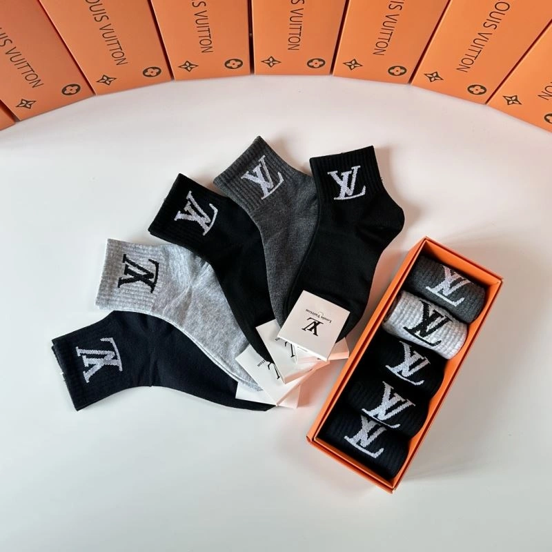 Mirror quality Louis Vuitton Socks