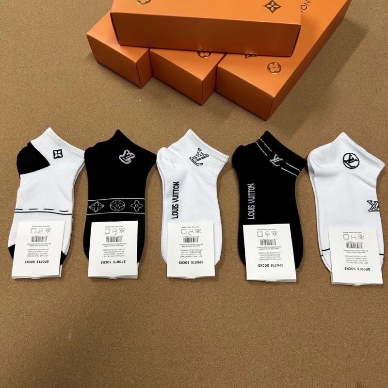 Bargain Louis Vuitton Socks