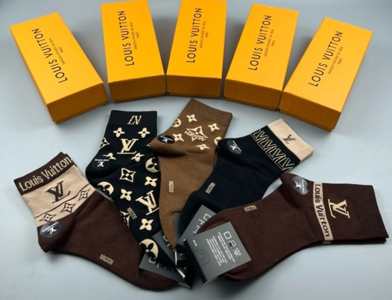 Inexpensive Louis Vuitton Socks