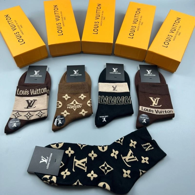 Inexpensive Louis Vuitton Socks