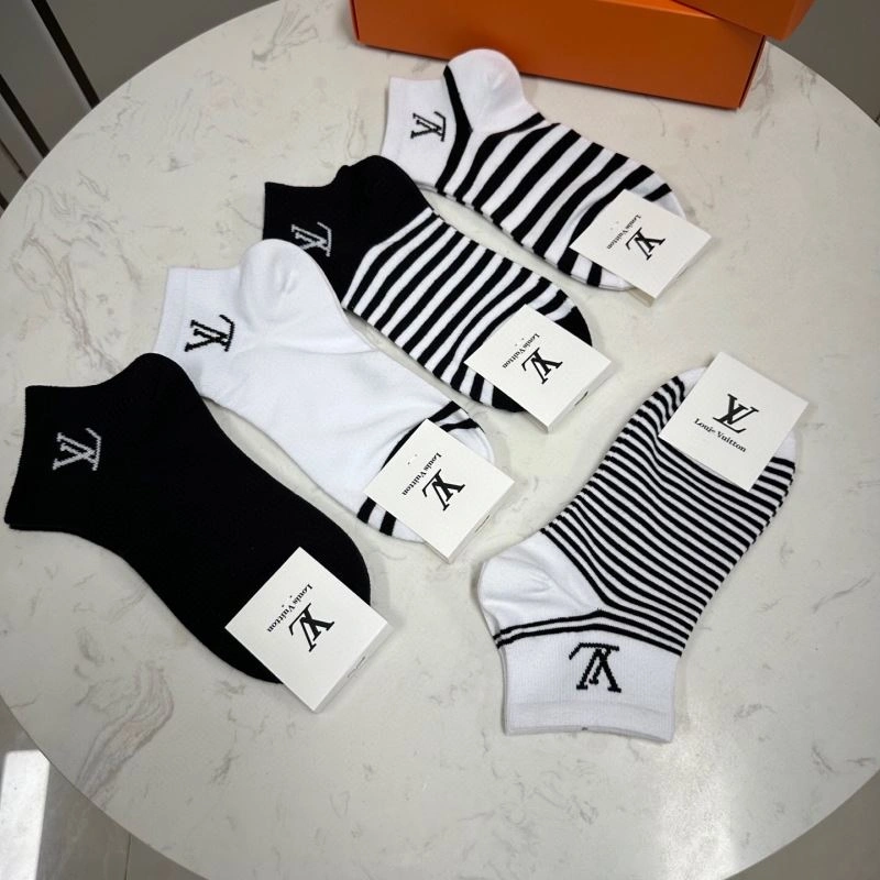 Exact replica Louis Vuitton Socks