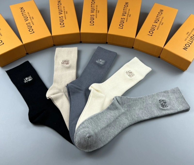 Factory-made Louis Vuitton Socks