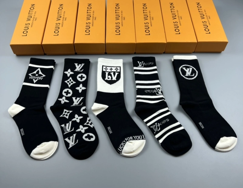 Accurate model Louis Vuitton Socks