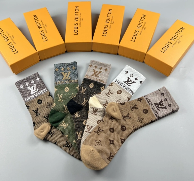 Value-priced Louis Vuitton Socks