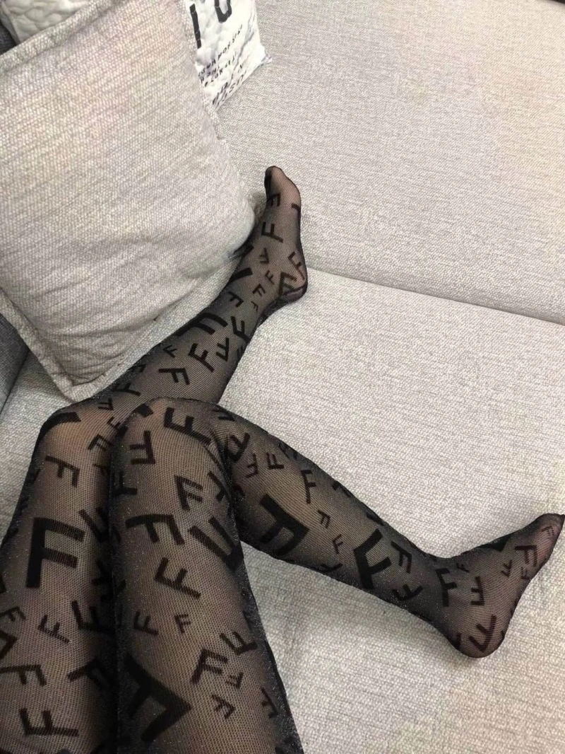 Inexpensive Louis Vuitton Socks