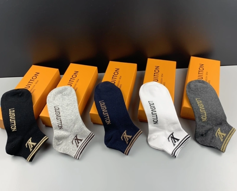 Affordable Louis Vuitton Socks