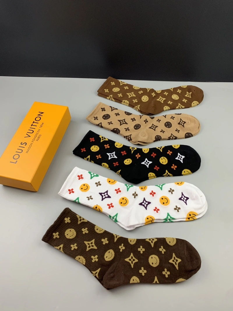 Value-priced Louis Vuitton Socks