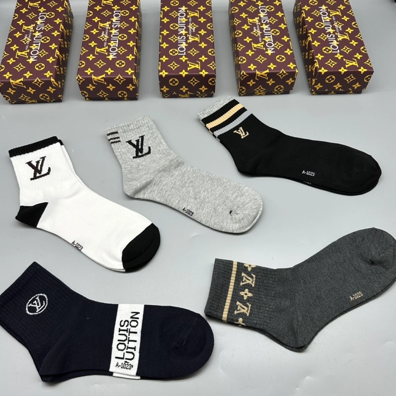Inexpensive Louis Vuitton Socks