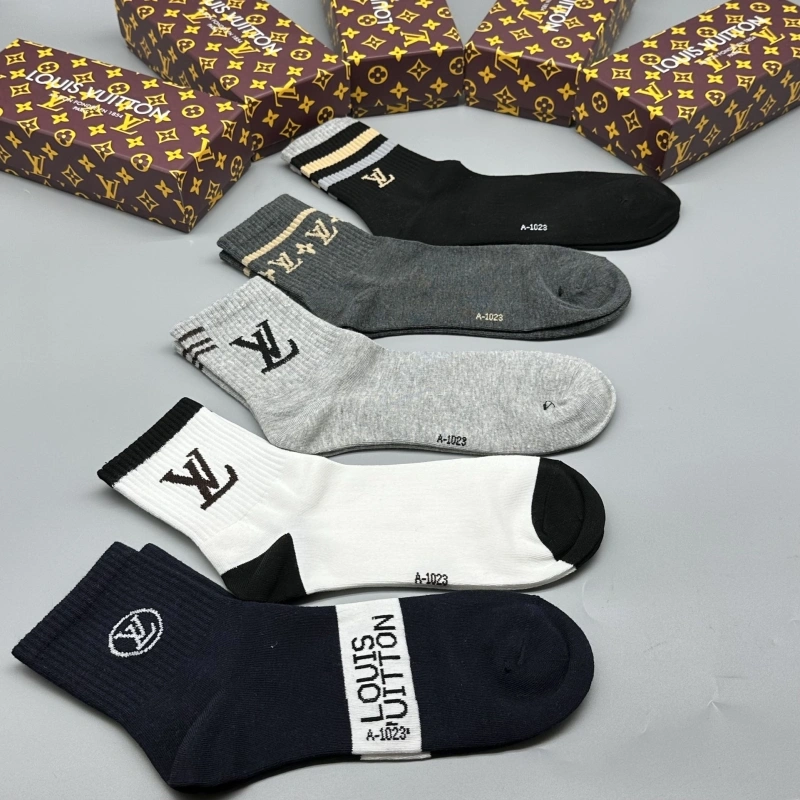 Inexpensive Louis Vuitton Socks