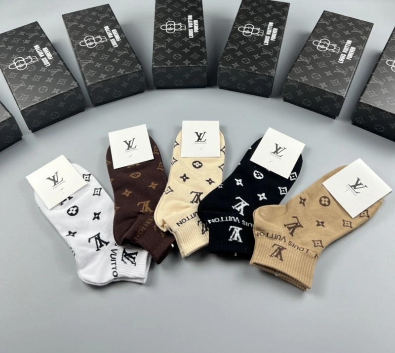 Factory-made Louis Vuitton Socks