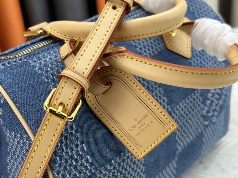 Indistinguishable Louis Vuitton Speedy Bags