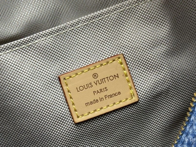 Indistinguishable Louis Vuitton Speedy Bags