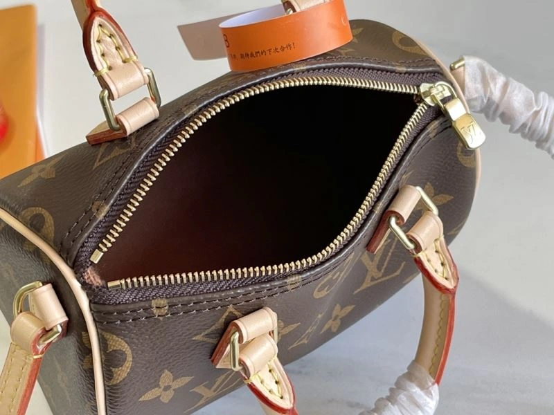 Top mirror Louis Vuitton Speedy Bags