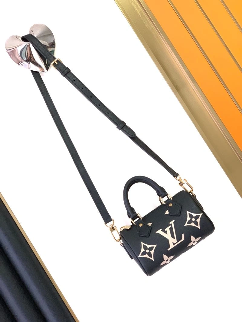 Exact replica Louis Vuitton Speedy Bags